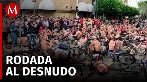 Ciclistas Realizan Rodada Al Desnudo En Guadalajara Exigen Derechos