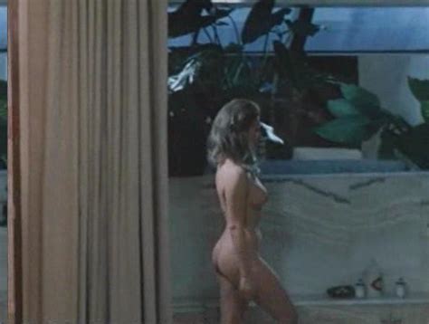 Angelica Chain Nude Cumception