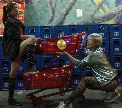 Sex Shop Ambulante Leva Rcio Er Tico Para Ruas Do Df No Dia Dos