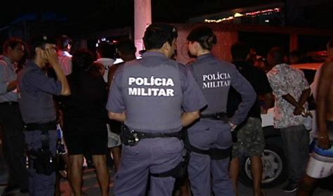 G1 Jovem é morto a tiros em bairro de Vila Velha no ES notícias em