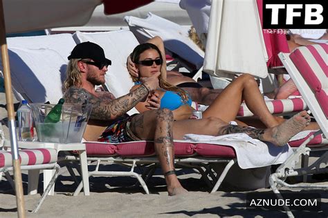 Diletta Leotta Sexy Seen With Loris Karius Enjoying A Day On The Beach