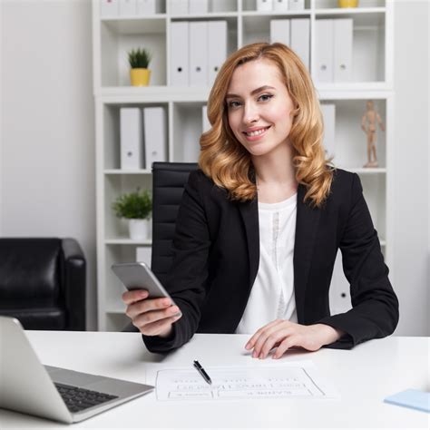 Successful Career Woman The Key Traits And Habits That Define One