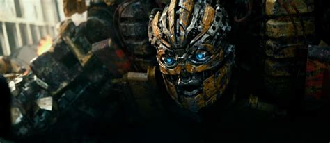 AToupeira Transformers O Último Cavaleiro ganha o primeiro trailer
