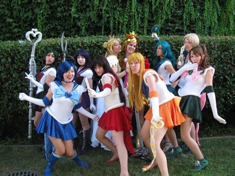 Pin On Sailor Moon Cosplay Funny Pictures Sailor Moon Cosplay Picture