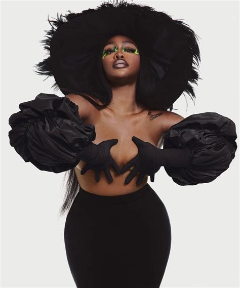 Pop Base On Twitter Lizzo Announces The Remix To Special With Sza