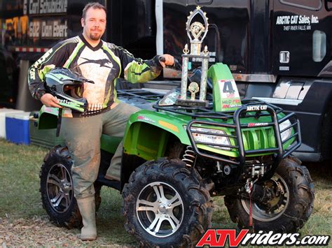 2009 Arctic Cat MudPro 700 H1 EFI Utility ATV Test Ride Review Mud