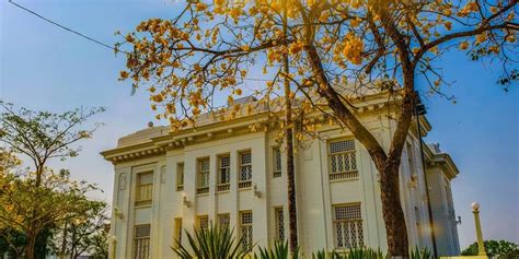 Governo divulga calendário 16 feriados e 9 pontos facultativos para