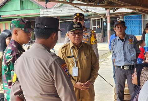 Bupati Tabalong Dan Forkompinda Keliling Pantau Proses Pemungutan Suara