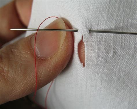 Boutonnière à la main La p tite Charlotte