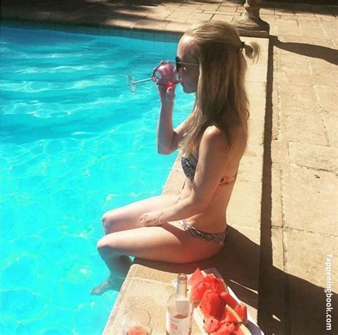 Janin Reinhardt Nude The Fappening Photo 661447 FappeningBook