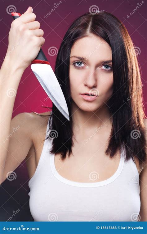 Mujer Con Un Cuchillo Imagen De Archivo Imagen De Hermoso 18613683