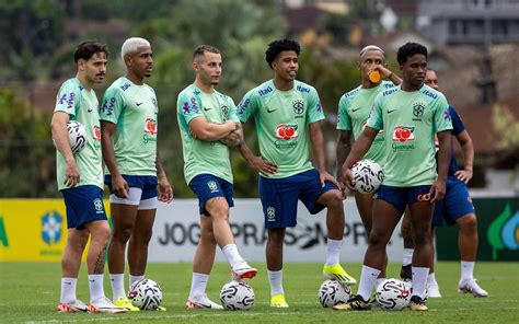 Brasil x Equador onde assistir ao vivo horário e escalações