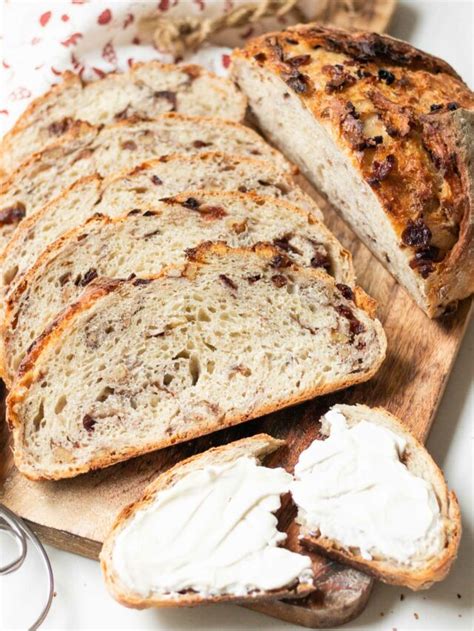 Crusty Cranberry Walnut No Knead Bread BEYOND THE NOMS