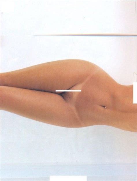 M Nica Apor Pelada Na Revista Playboy Cabar Do Tonho