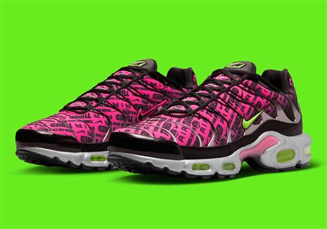 Nike Air Max Plus Tuned Air 1998 FJ4883 001 SneakerNews Oxtero