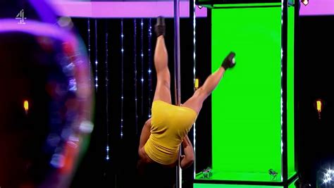 Anna Richardson From Naked Attraction Shocked As Guest Flashed Vagina