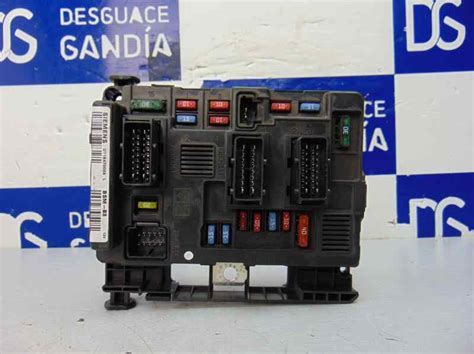Caja reles fusibles CITROËN XSARA PICASSO N68 1 6 HDi 7724130 B Parts