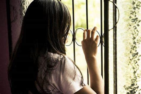 Homem é preso depois de tentar estuprar vendedora em loja em MT