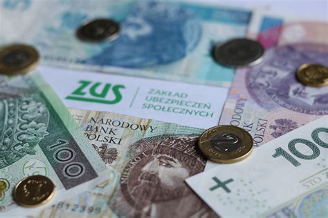 Składki ZUS oraz składka zdrowotna za styczeń 2022 r wyliczenie skala