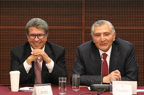 Versión estenográfica del Encuentro de senadoras y senadores del Grupo