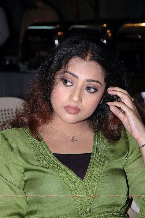 Meena Actress Photo Image Pics And Stills 12027