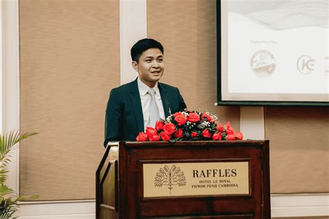 វសយពណជជកមមអនឡញនកមពជរកចមរនយងរហសកនងរយពល៥ឆនចងករយ