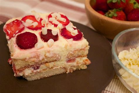 Tiramisù alle fragole e cioccolato bianco Vasavasakitchen
