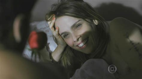 Nackte Débora Falabella in Dupla Identidade