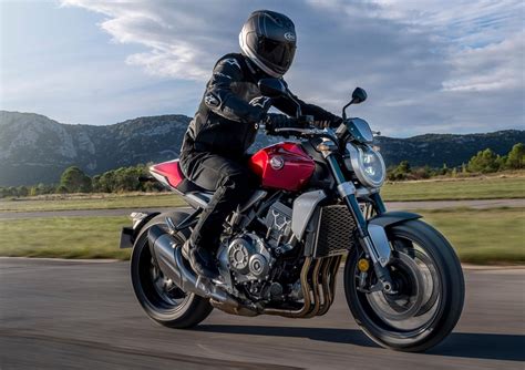 Honda Việt Nam ra mắt loạt phiên bản mới cho CB1000R CB650R và CBR650R