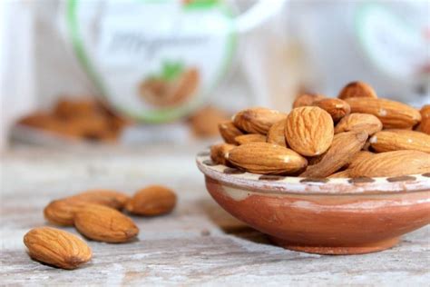 16 de febrero Día Nacional de las Almendras Comedera Recetas tips