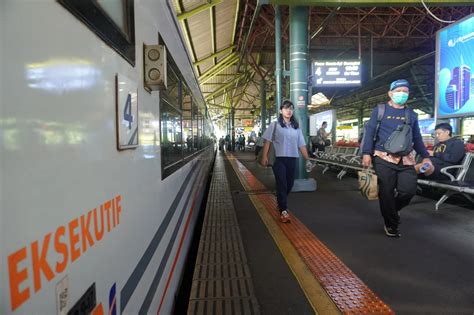 Antisipasi Lonjakan Penumpang KAI Tambah 49 Perjalanan Pada Libur