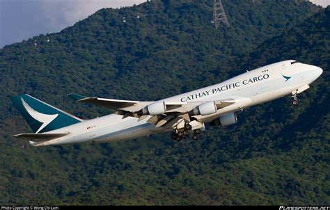 B LIA Cathay Pacific Boeing 747 467ERF Photo By Wong Chi Lam ID