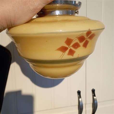 Se produkter som liknar ART DECO felfri taklampa kupa på Tradera