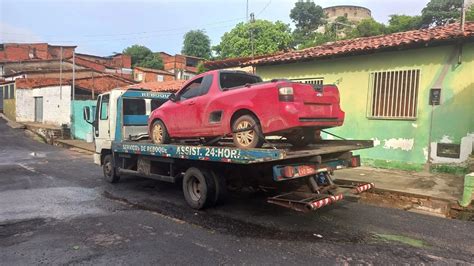 Polícia Militar recupera carro roubado na zona Norte de Teresina