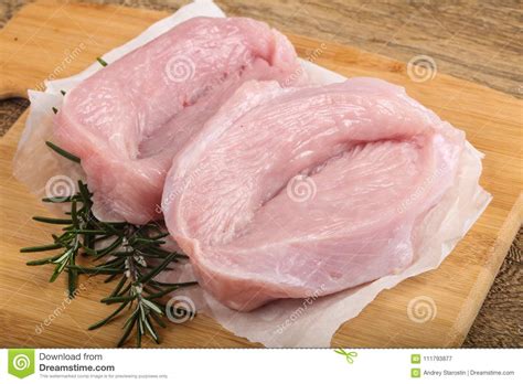 Filete Crudo De La Pechuga De Pavo Imagen De Archivo Imagen De