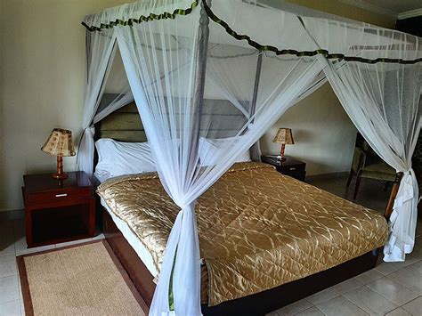 Aa Lodge Amboseli Safariopedia Explore Safari With Us