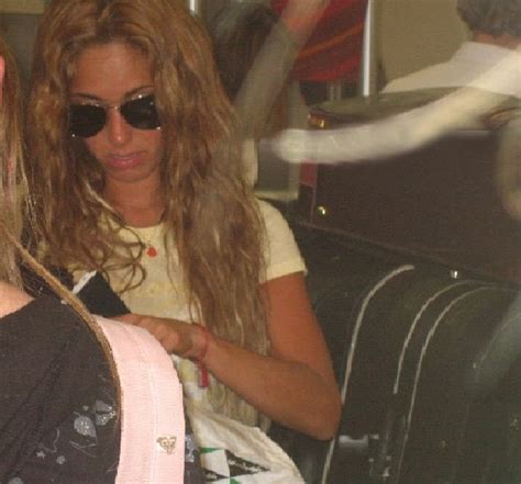 RBD Embarcando No Aeroporto De Madrid Espanha 23 06 07 008 RBD