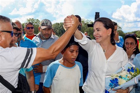 Enfotos Retumb Guanare En El Cierre De Campa A De Mar A Corina En