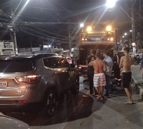 Suspeito de atropelar gari é solto após pagar fiança de quatro salários