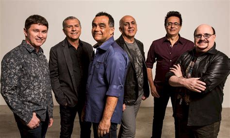 Roupa Nova comemora 40 anos de carreira show em São Paulo The