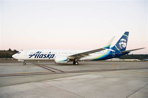 Alaska Airlines Finally Takes Delivery Of First Boeing 737 MAX Simple