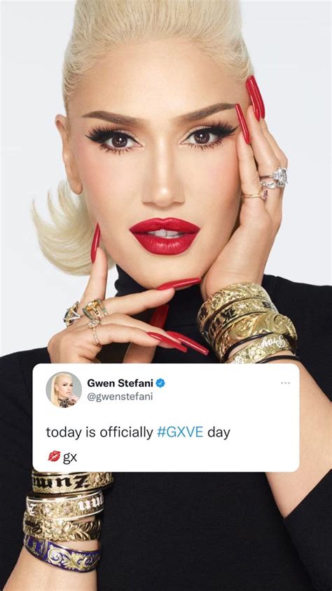 Pin By Visa1368 On Gwen Stefani Blake Shelton Gwen Stefani Style