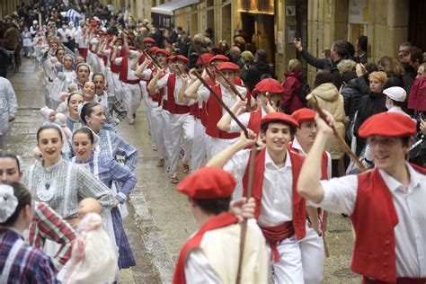 Fotos Las Iñudes y Artzaiak vuelven a desfilar por Donostia El