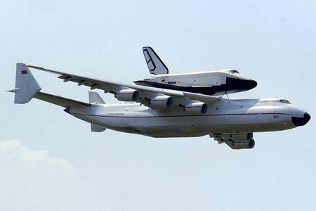 Antonov An El Avi N M S Grande Del Mundo Pesa Toneladas Y