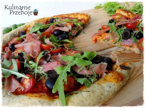 Pizza Z Rukol Szynk Parme Sk Oliwkami I Mozzarell Kulinarne
