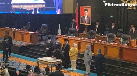 DPRD Resmi Umumkan Usulan Pemberhentian Masa Jabatan Anies Baswedan Dan