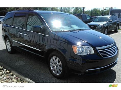 2015 True Blue Pearl Chrysler Town Country Touring 120749465 Photo