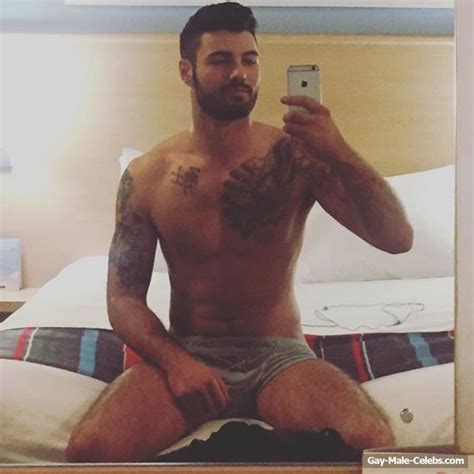 Mark Redfearn Frontal Nude In Naked Attraction Hot Sexy Me