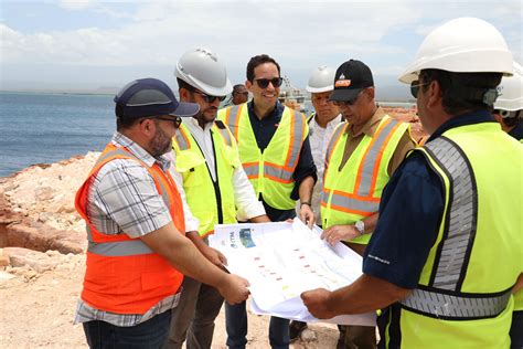 Ministro de Obras Públicas supervisa los avances en las obras viales