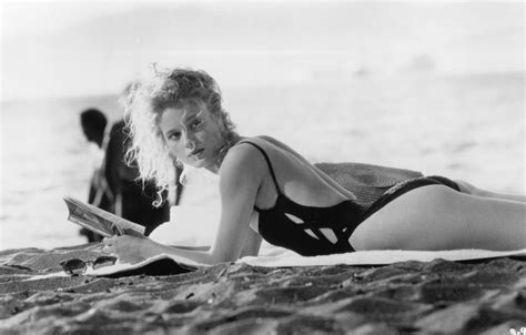 Teri Polo
